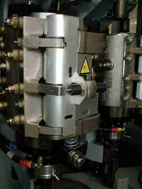 Double roller locking [550] | Sidel - Options and Upgrades