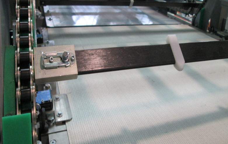 Quick removal of the lapping bar and optimization of film guiding [LSX ... Quick removal of the lapping bar and optimization of film guiding [LSX ...